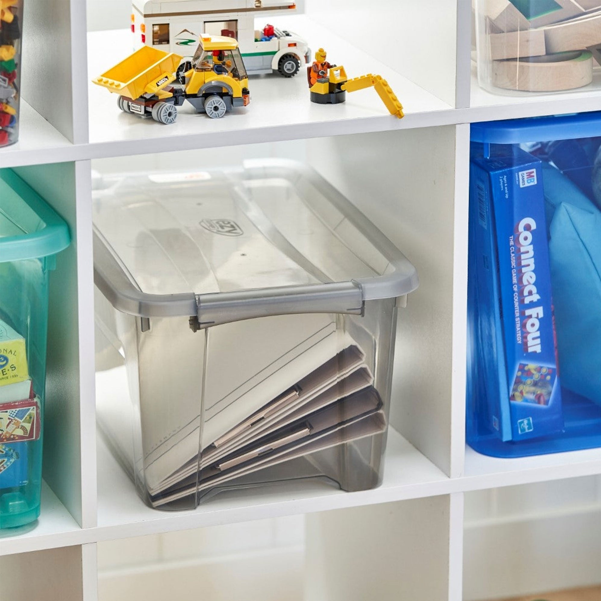 Home 130L Classic Lidded Storage Tub With Wheels