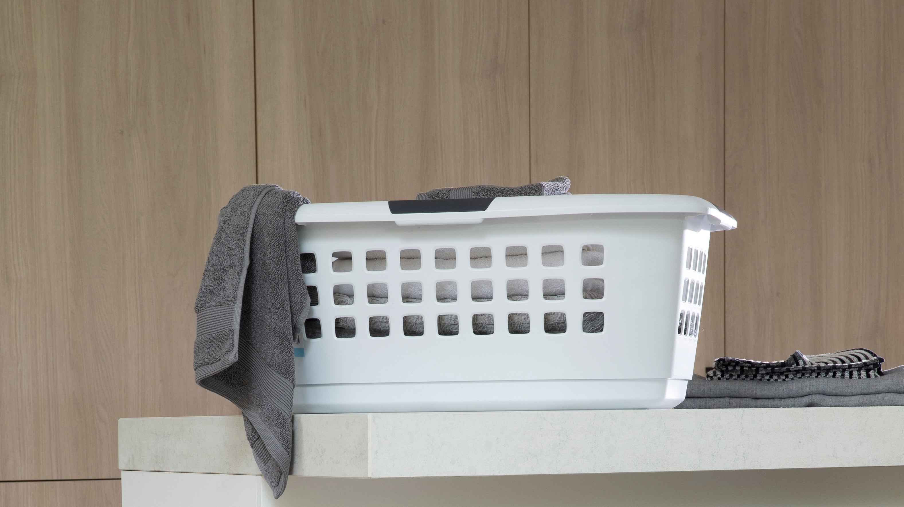 Encore 71Ltr Premium Laundry Basket With Divider — Ezy Storage